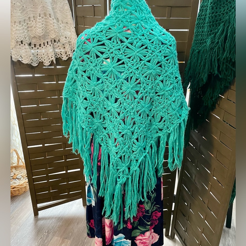 Vintage Crochet Granny Shawl - Gem
